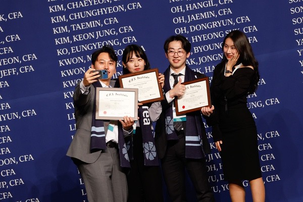 CFA Charter Award Ceremony – CFA Society Korea | CFA한국협회